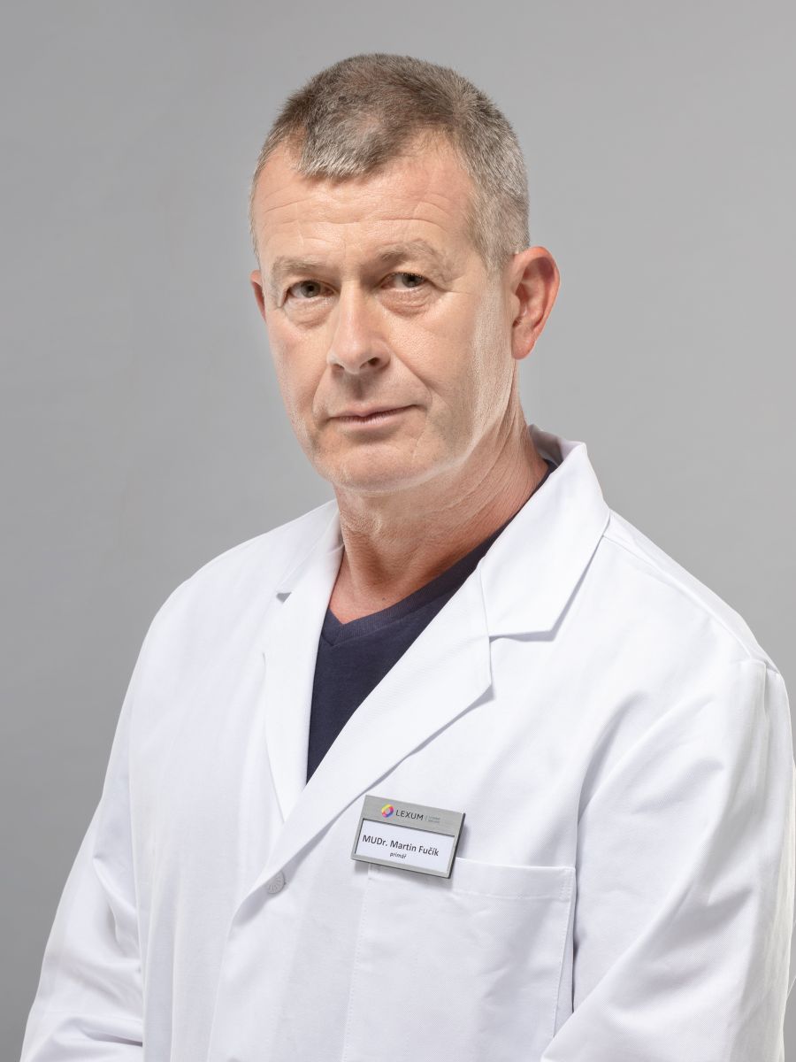 MUDr. Martin Fučík - hlavní lékař pro léčbu šedého zákalu - Síť očních ...